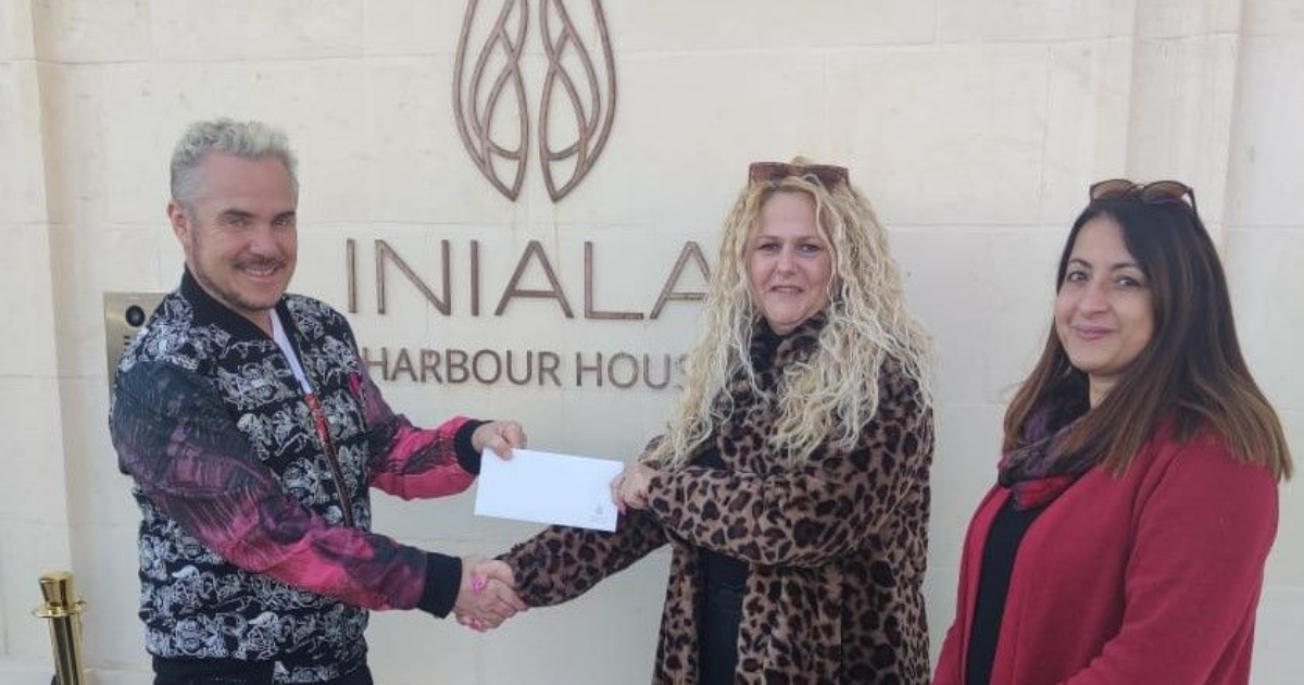 Iniala Founder donates €10,000 to help disadvantaged children play football