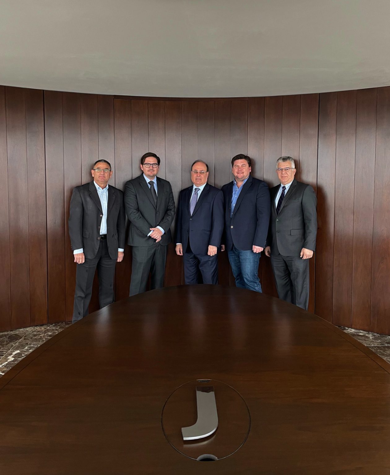 Joinwell CEO and FXB Managing Director to take on Joint Executive Director role of merged companies