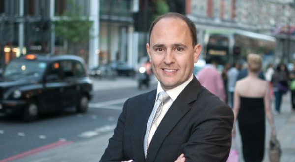 db Group opens London office, eyes international investment